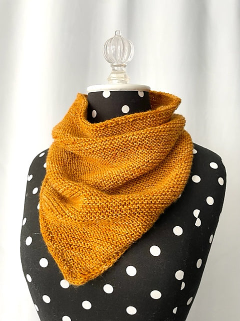 Panorama Bandana Cowl KIT – Smitten Yarn Co.